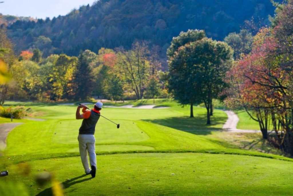 A Complete Guide to Lyman Orchards Golf Club
